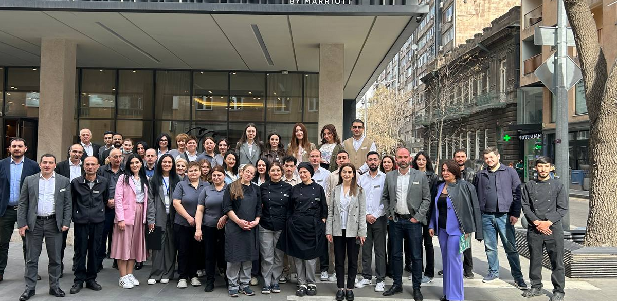 Bellman/Guest Arrival Expert - Courtyard By Marriott Yerevan | HR Drone